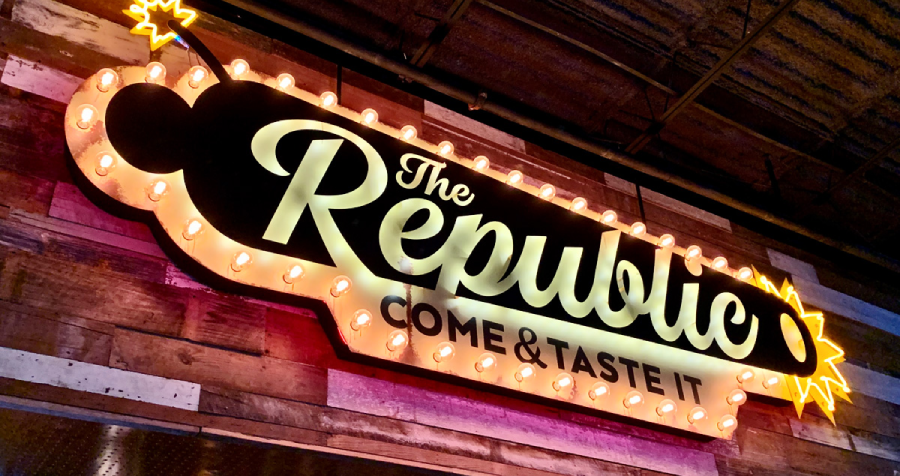 Restaurant Logo Design - Left Hand Design